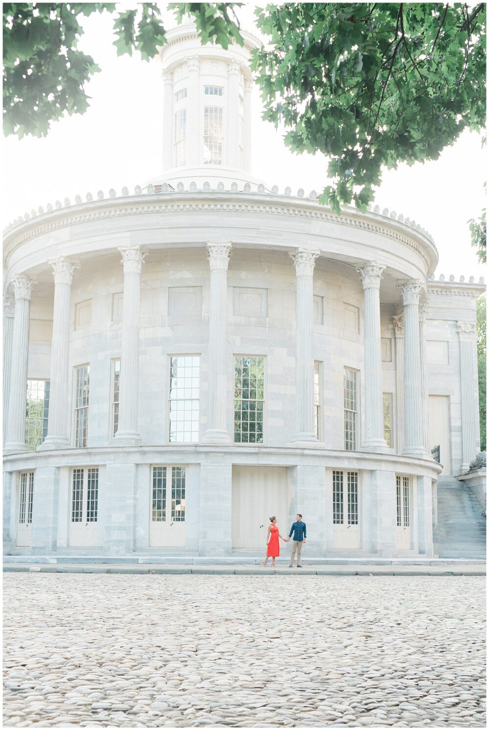 Old City Philly engagement session at Merchants' Exchange Building ...