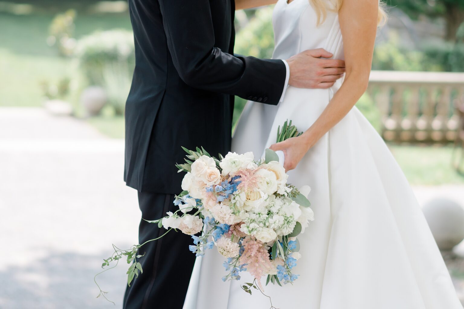 Summer Wedding at Curtis Arboretum | Philadelphia Wedding Photographer